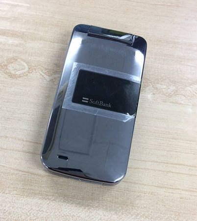 ムスビー｜白ロム Softbank 812SH シルバー 美品★充電ケーブル付【812SHs2 SoftBank】￥2,280