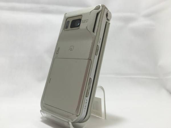 ムスビー｜docomo P904i ゴールド 中古【P904i NTTドコモ】￥2,910