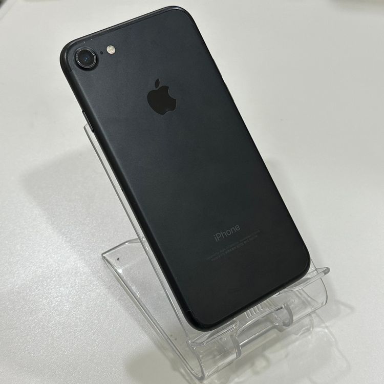 ムスビー｜【修理店清掃済】iPhone7 128GB ブラック SIMロック解除済【iPhone7 SoftBank】￥6,000