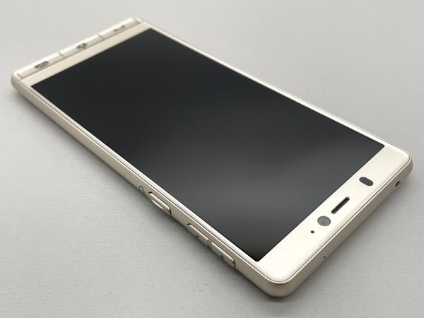 ムスビー｜★新品同様★A001SH シンプルスマホ5 シャンパンゴールド 800622【シンプルスマホ5 SoftBank】￥22,350