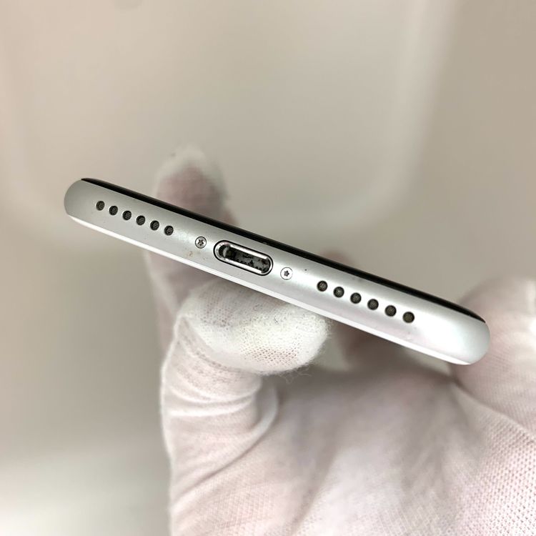 ムスビー｜動作良好！ iPhone SE2 128GB SIMフリー 電池83% 【アップルバイヤーズ】【iPhone SE(第2世代) SIMフリー（国内版）】￥16,434