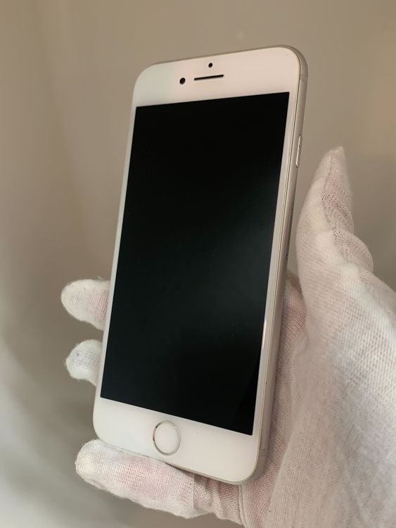 ムスビー｜訳あり！ iPhone8 64GB SIMフリー 電池76% 【アップルバイヤーズ】【iPhone8 SIMフリー（国内版）】￥6,264