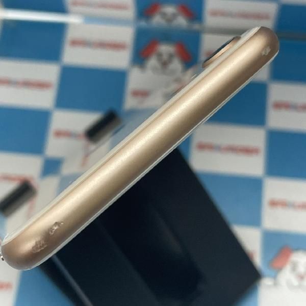 ムスビー｜当日発送可iPhone8 256GB AU版SIMフリー バッテリー100%【iPhone8 SIMフリー（国内版）】￥22,150